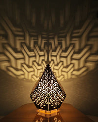 Papercraft SINAR Arrow Table Lamp - Transformable Lighting - PAPERCRAFT ...