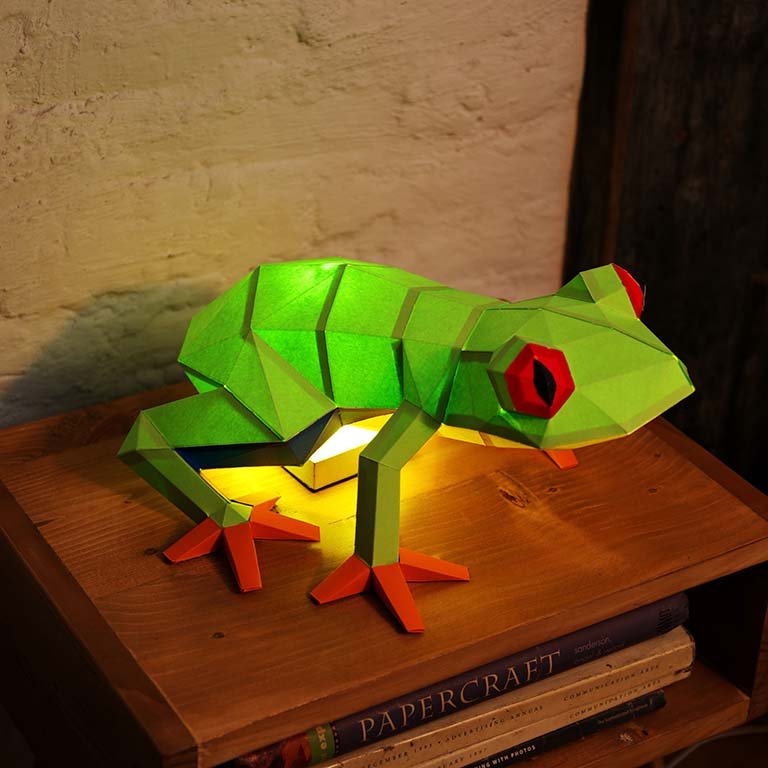 Frog 3D Paper Model | Papercraft Frog Lamp - PAPERCRAFT WORLD