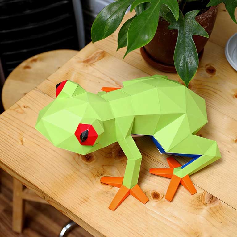 Frog 3D Paper Model | Papercraft Frog Lamp - PAPERCRAFT WORLD